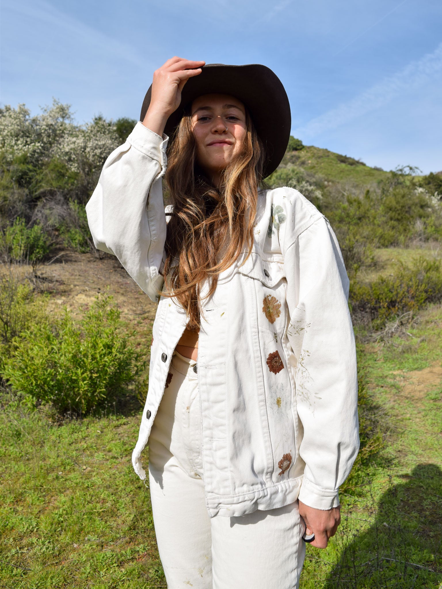 Flower Bundled White Denim Jacket – Rootedbotanics
